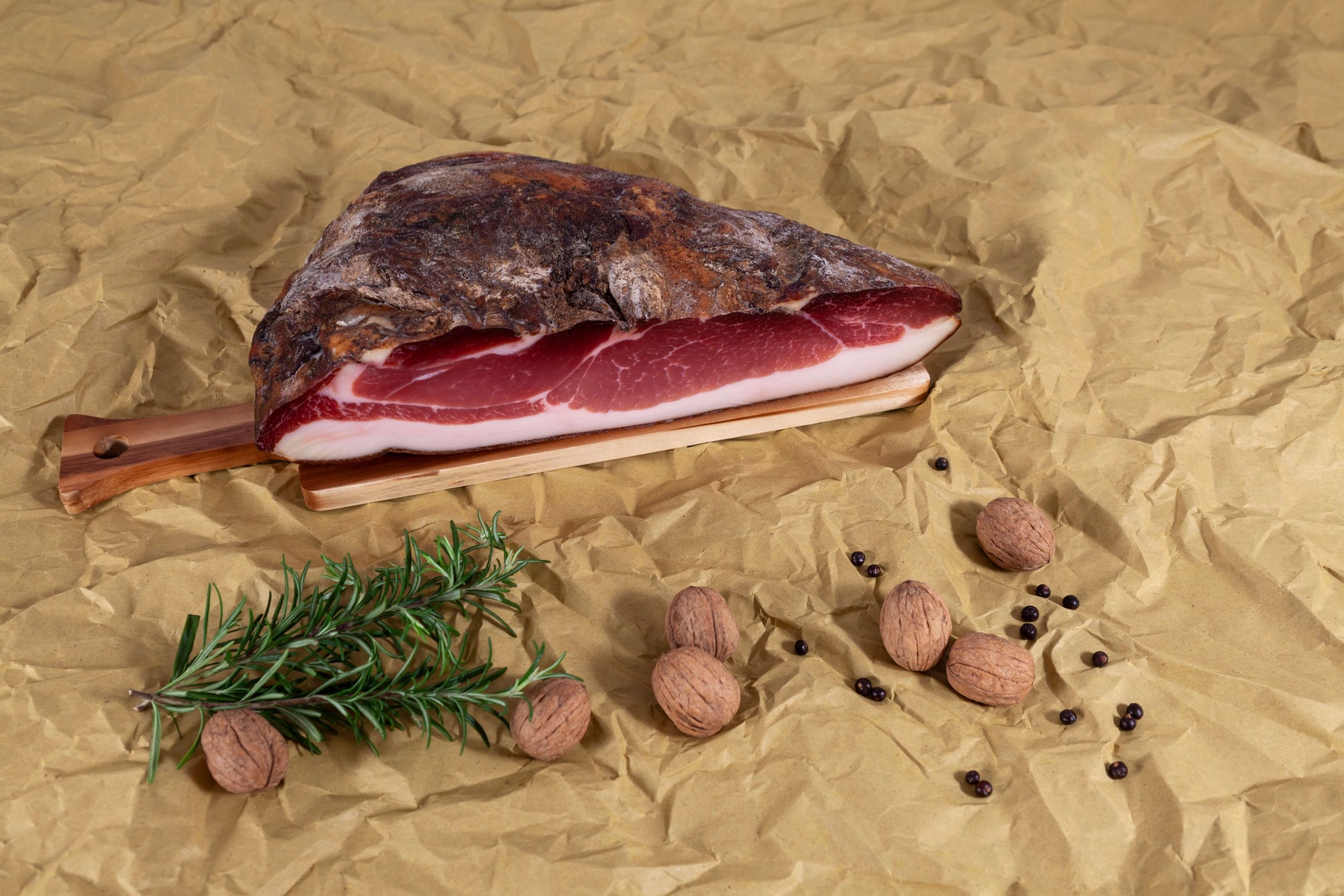 Italian Speck Cured Meat (Trentino & Tyrolean Ham) | Bomè